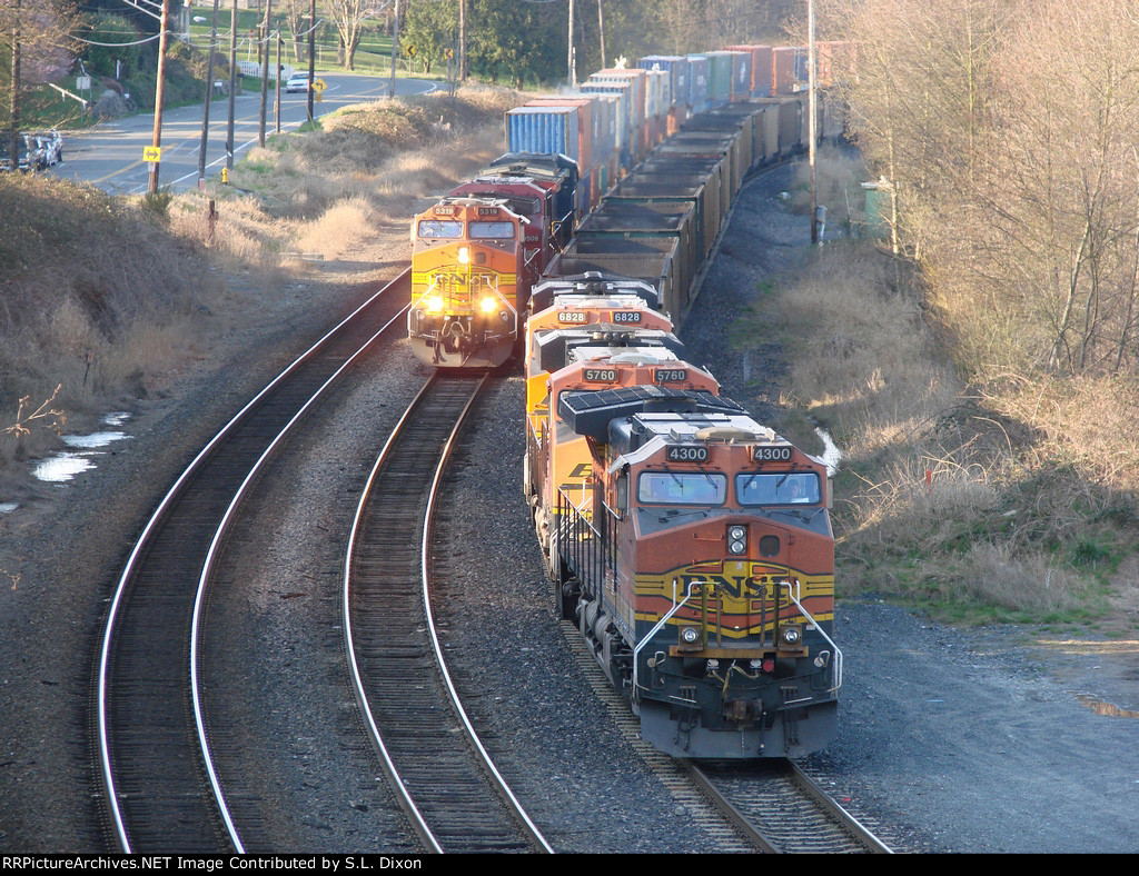BNSF 5319 East/BNSF 4300 East